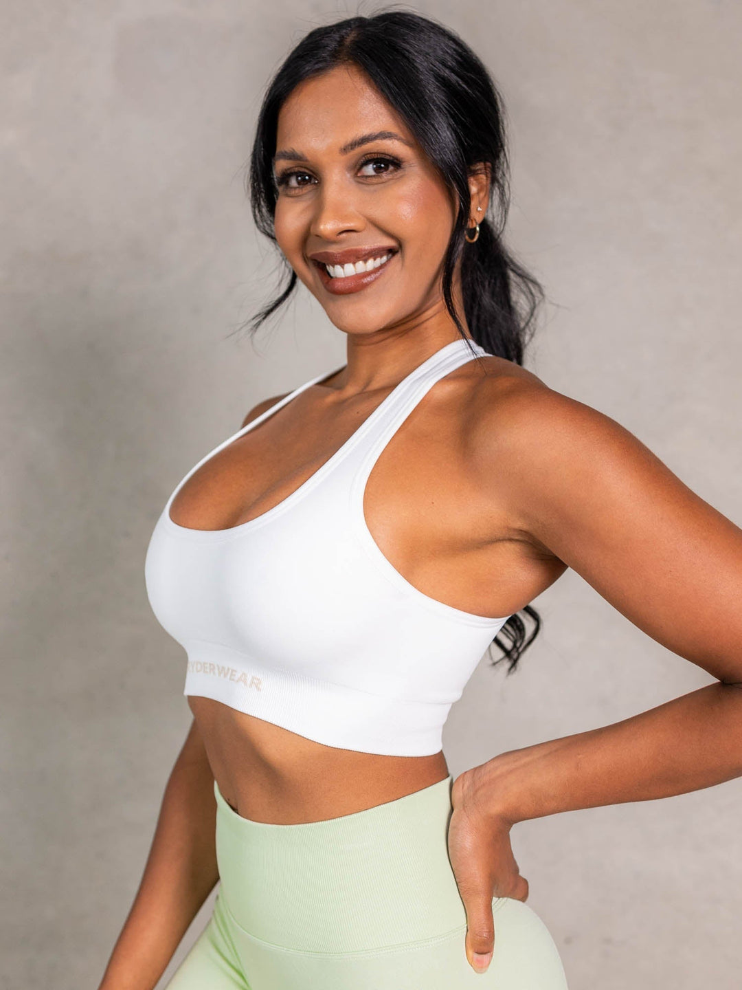 NRG Seamless Scoop Neck Sports Bra - White - Ryderwear